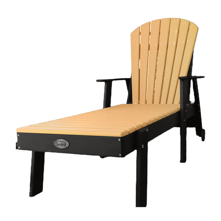 Fan Back Chaise Lounge